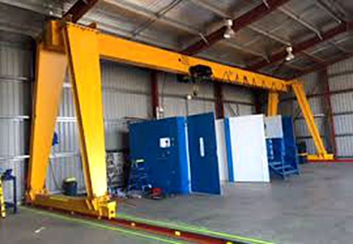 China Rail Mounted Electric Single Girder 3t-32t Monorail Gantry Crane Manufacturers and ...